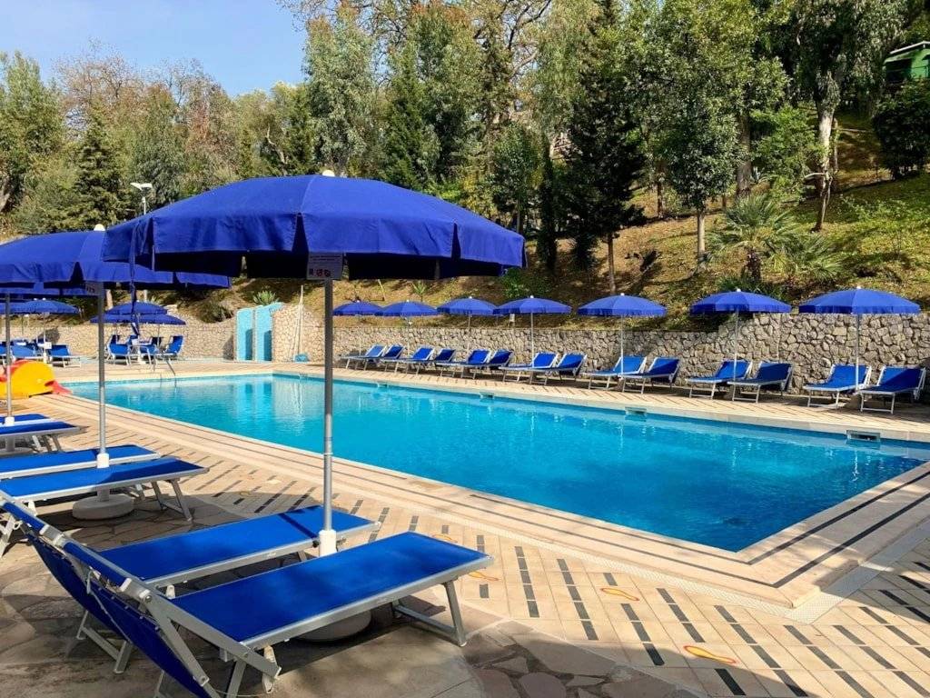 15 M² Camping ∙ 2 Bedrooms ∙ 4 Guests - Sorrento