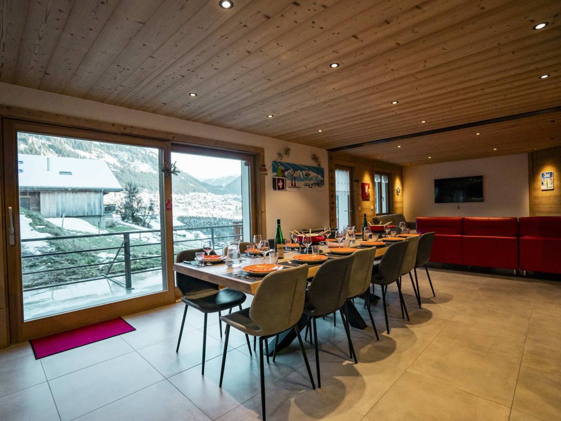 135 M² Appartement ∙ 5 Chambres ∙ 12 Personnes - Châtel
