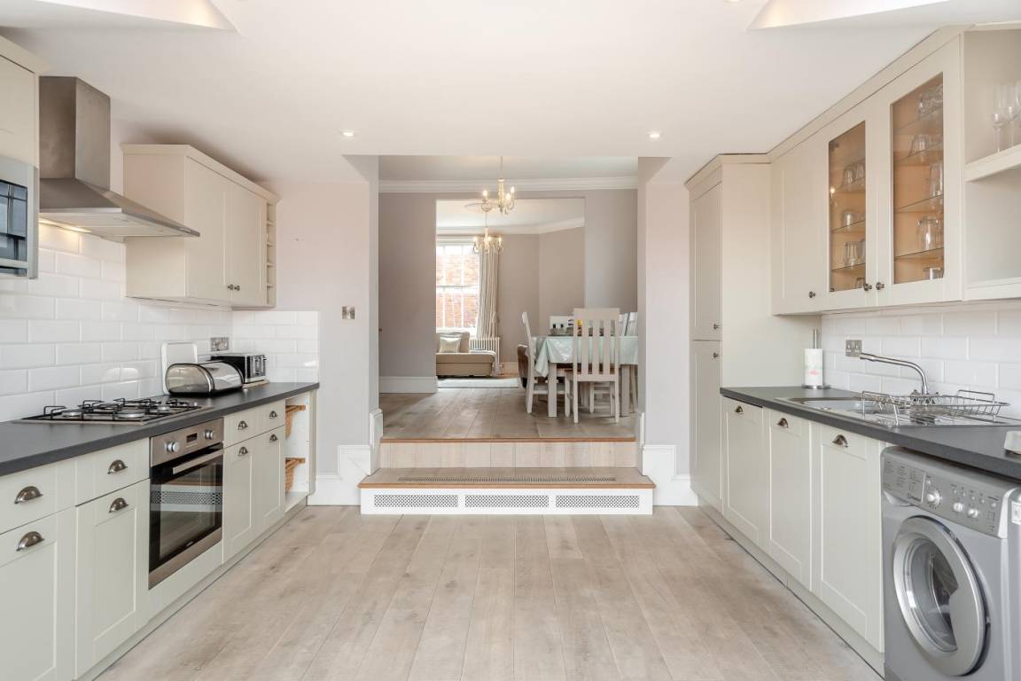 Cottage ∙ 3 Bedrooms ∙ 6 Guests - Southwold