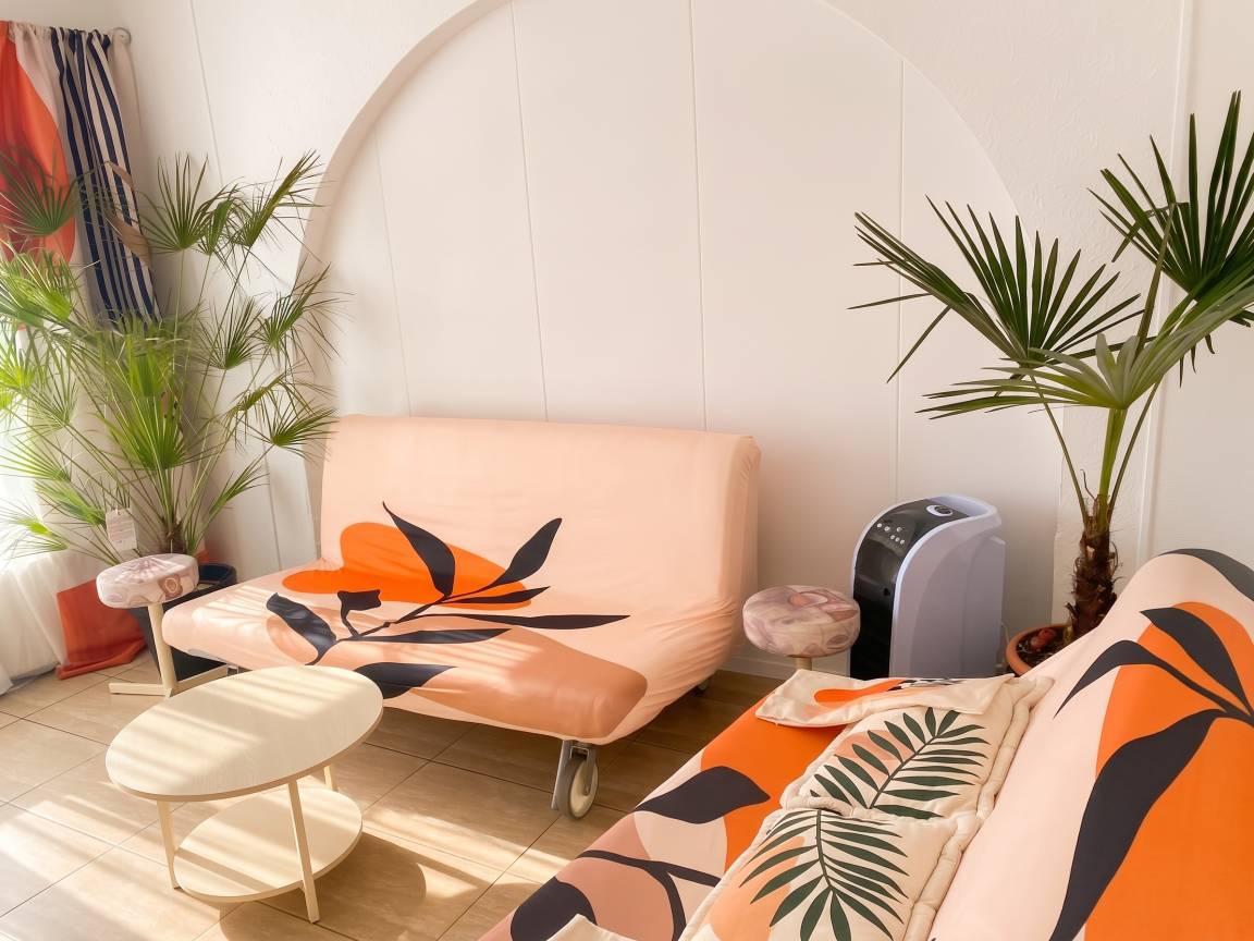 75 M² Appartement ∙ 1 Slaapkamer ∙ 2 Gasten - Charleroi