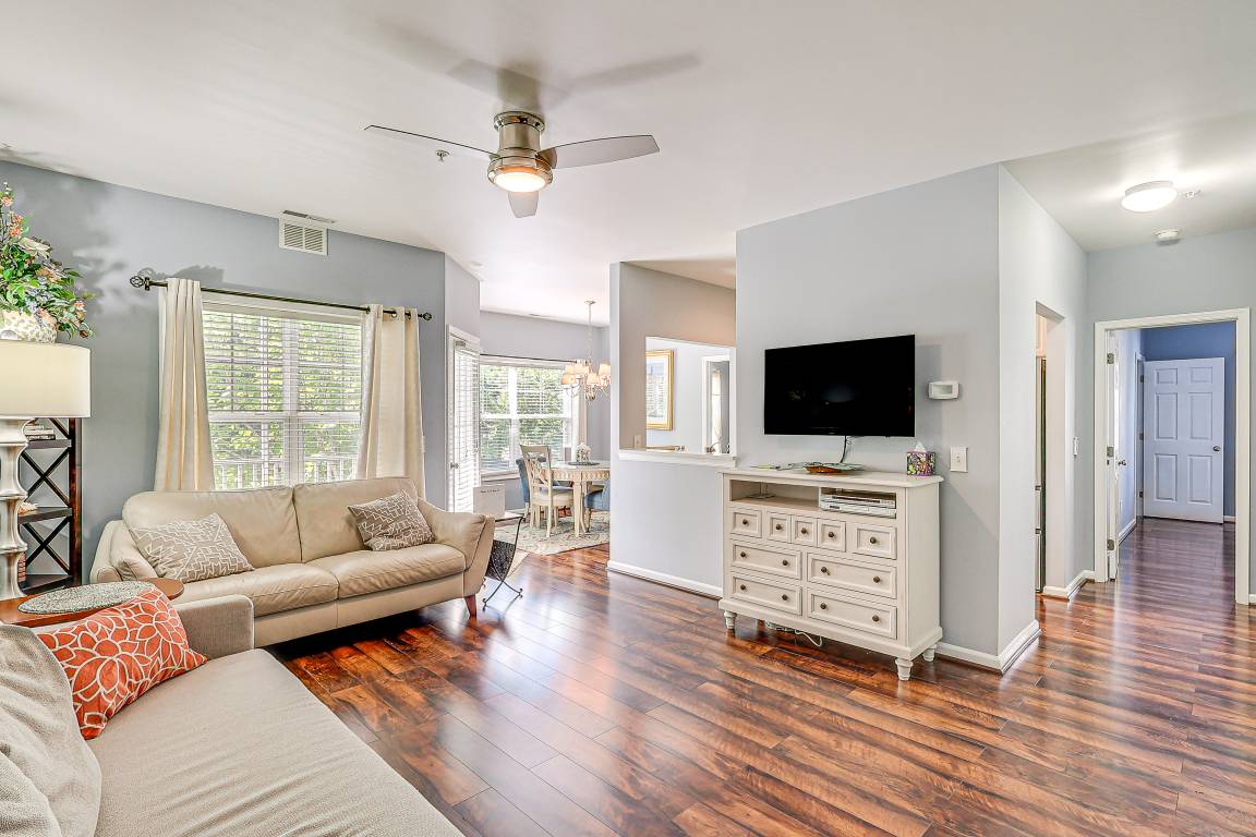 99 M² Apartment ∙ 2 Bedrooms ∙ 4 Guests - Lewes, DE