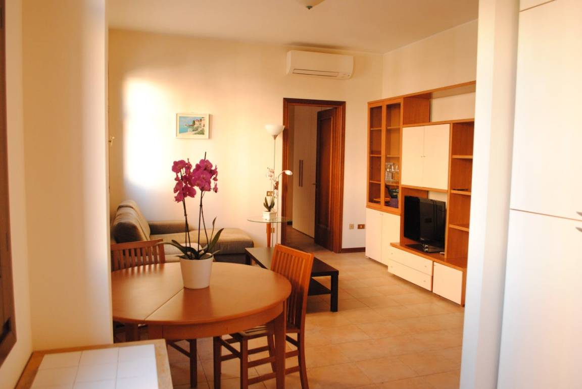75 M² Appartement ∙ 1 Chambre ∙ 2 Personnes - Cagliari