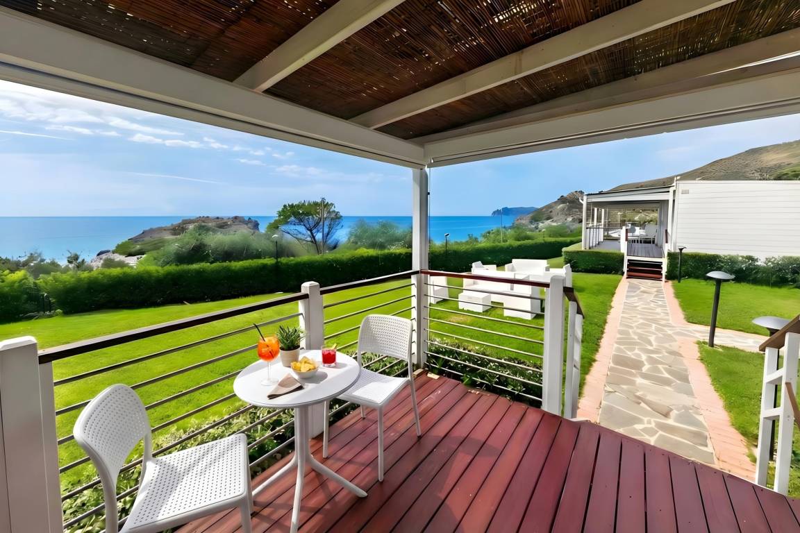 46 M² Caravan ∙ 2 Bedrooms ∙ 4 Guests - Campania