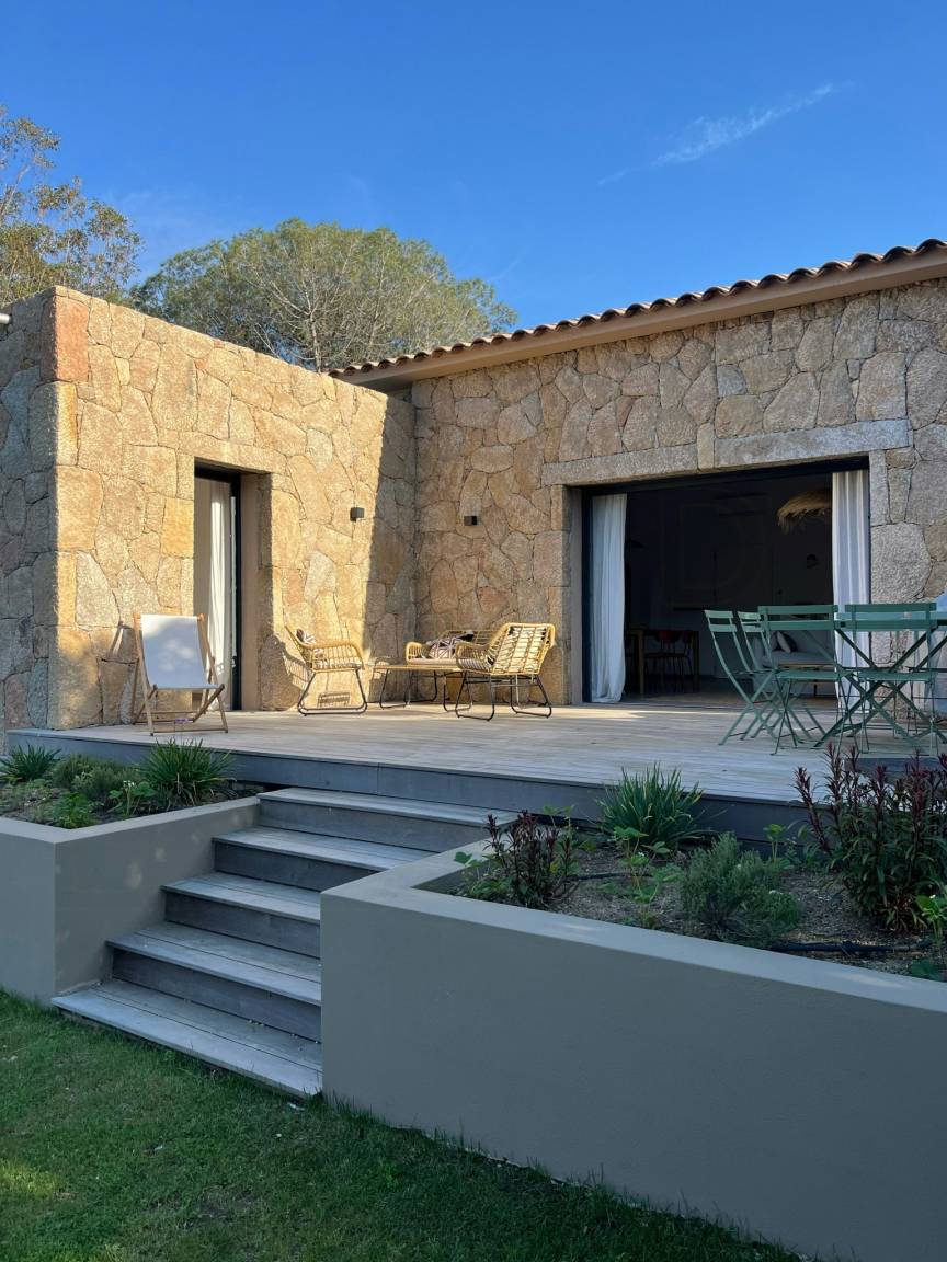 85 M² Ferienhaus ∙ 2 Schlafzimmer ∙ 6 Gäste - Figari