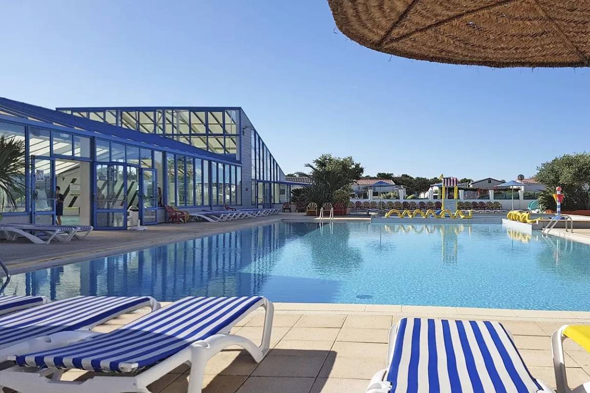 27 M² Mobil-home ∙ 2 Chambres ∙ 5 Personnes - Brem-sur-Mer
