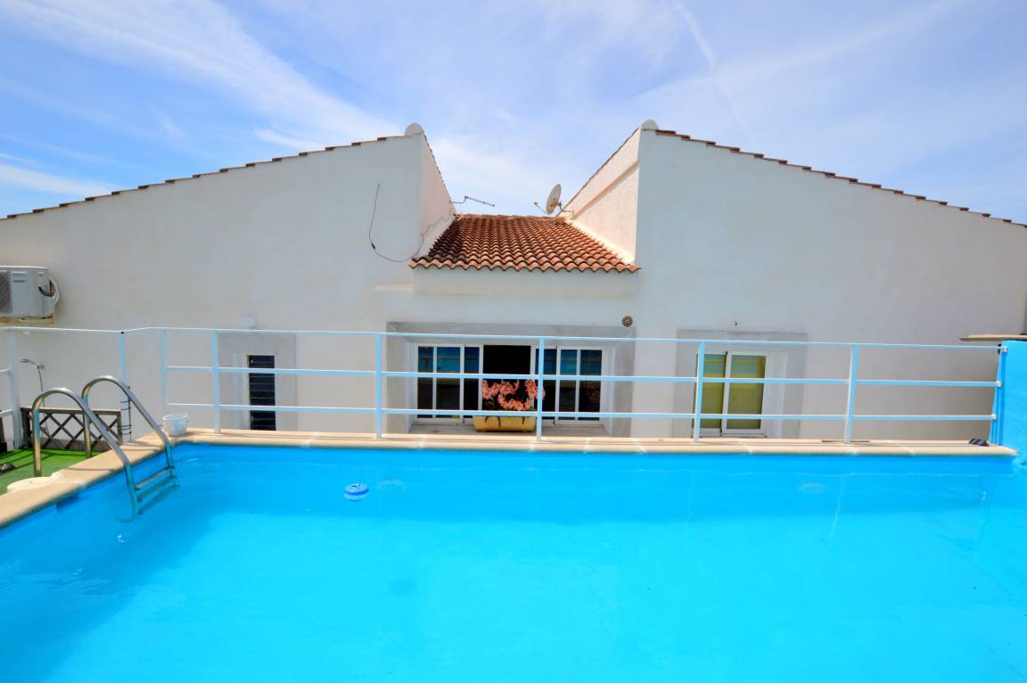 160 M² House ∙ 4 Bedrooms ∙ 8 Guests - Búger