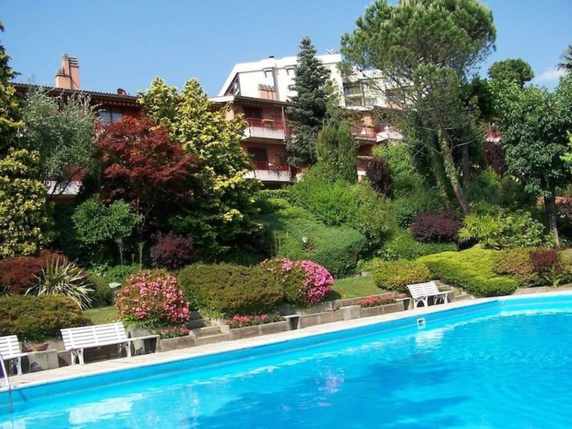 80 M² Appartement ∙ 2 Chambres ∙ 5 Personnes - Luino