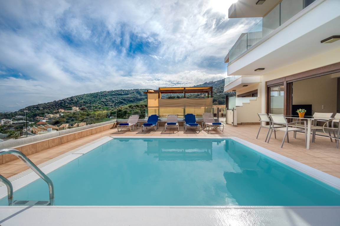 200 M² Villa ∙ 3 Schlafzimmer ∙ 6 Gäste - Iraklion