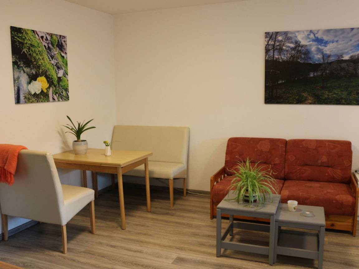 33 M² Ferienwohnung ∙ 1 Schlafzimmer ∙ 5 Gäste - Schleiz