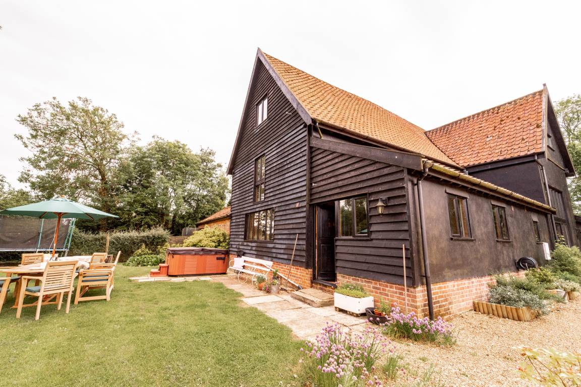 Cottage ∙ 5 Bedrooms ∙ 10 Guests - Norfolk