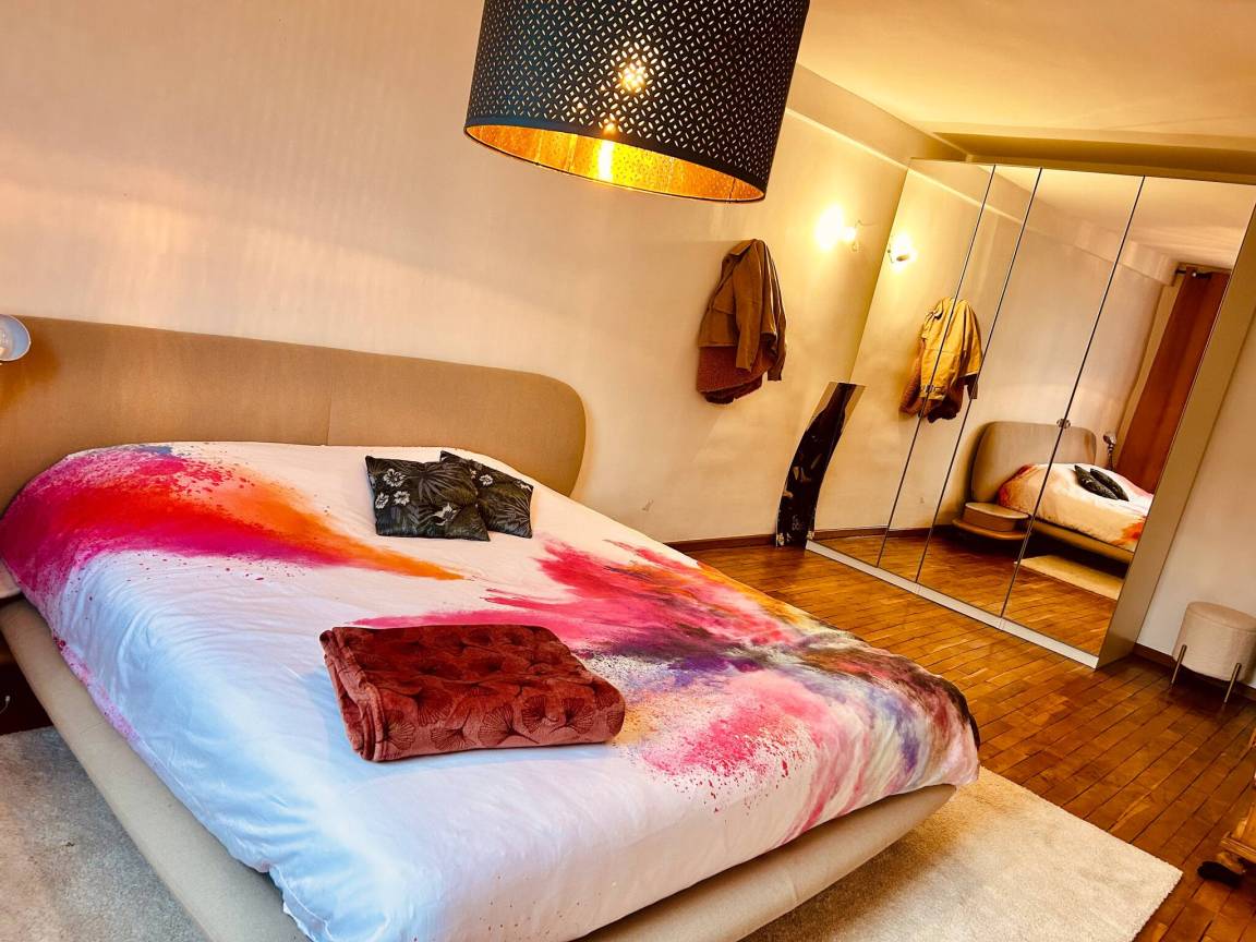 200 M² Maison De Vacances ∙ 3 Chambres ∙ 5 Personnes - Huy