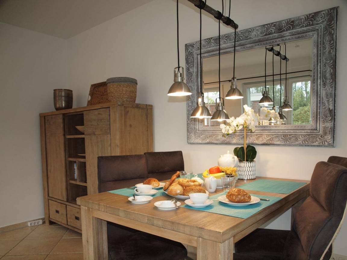 70 M² Ferienhaus ∙ 2 Schlafzimmer ∙ 4 Gäste - Carolinensiel