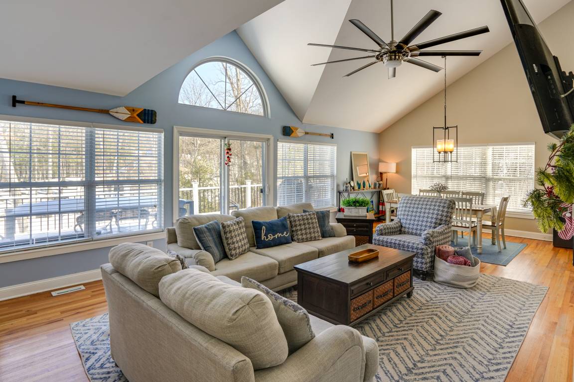 232 M² House ∙ 5 Bedrooms ∙ 11 Guests - Catskill, NY