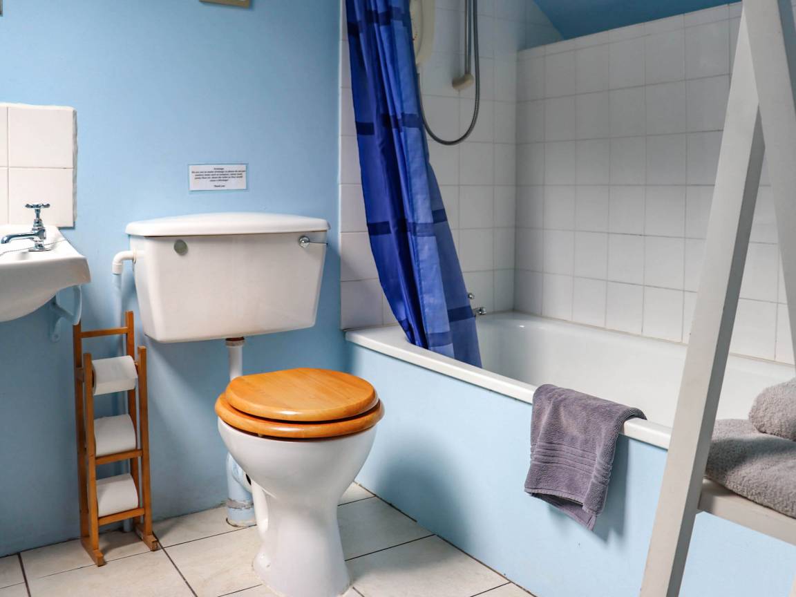 Cottage ∙ 2 Bedrooms ∙ 4 Guests - Fishguard