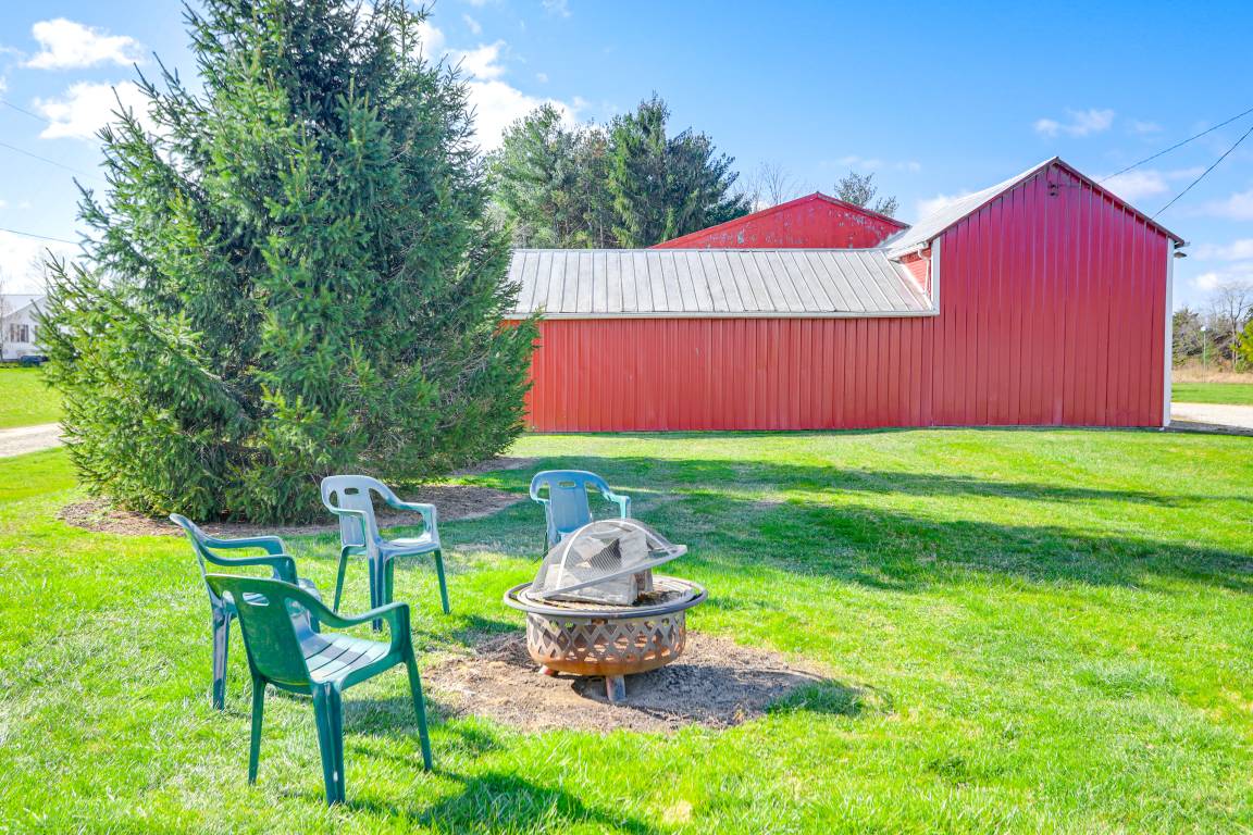 167 M² Apartment ∙ 2 Bedrooms ∙ 6 Guests - New London, OH