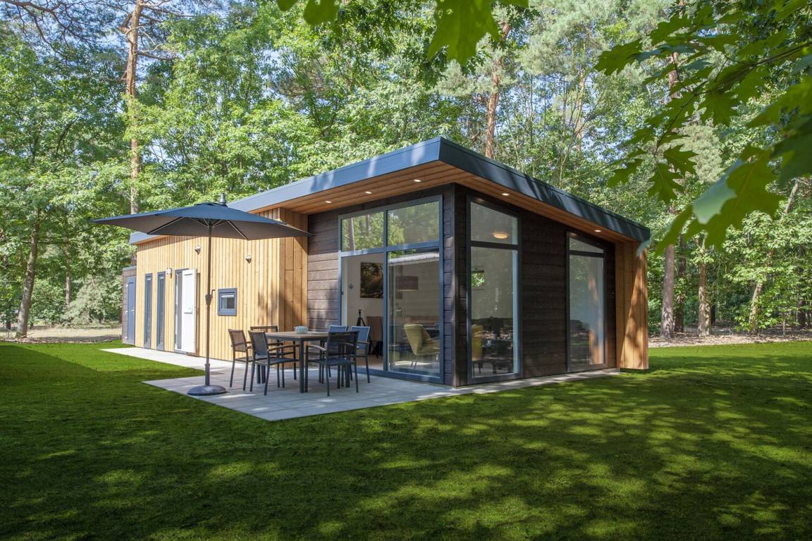 Chalet ∙ 2 Slaapkamers ∙ 4 Gasten - Helmond