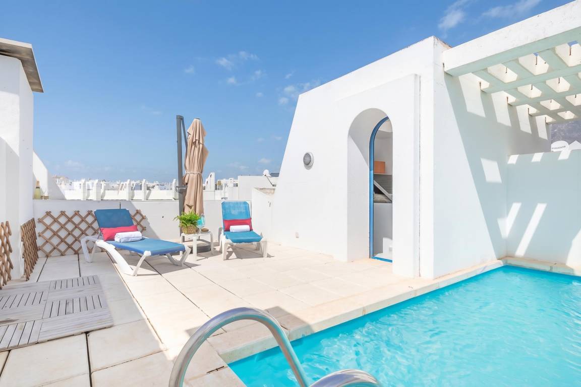 120 M² Penthouse ∙ 2 Bedrooms ∙ 4 Guests - Marbella