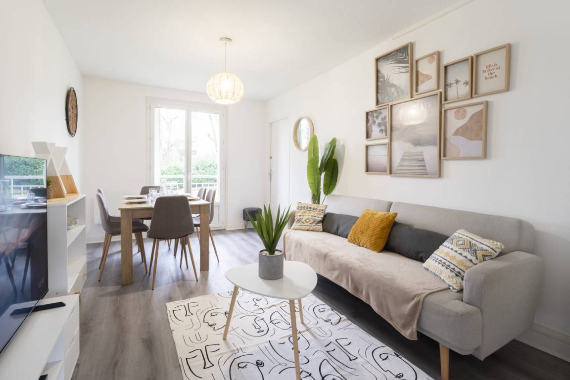 60 M² Apartment ∙ 3 Bedrooms ∙ 6 Guests - Nancy