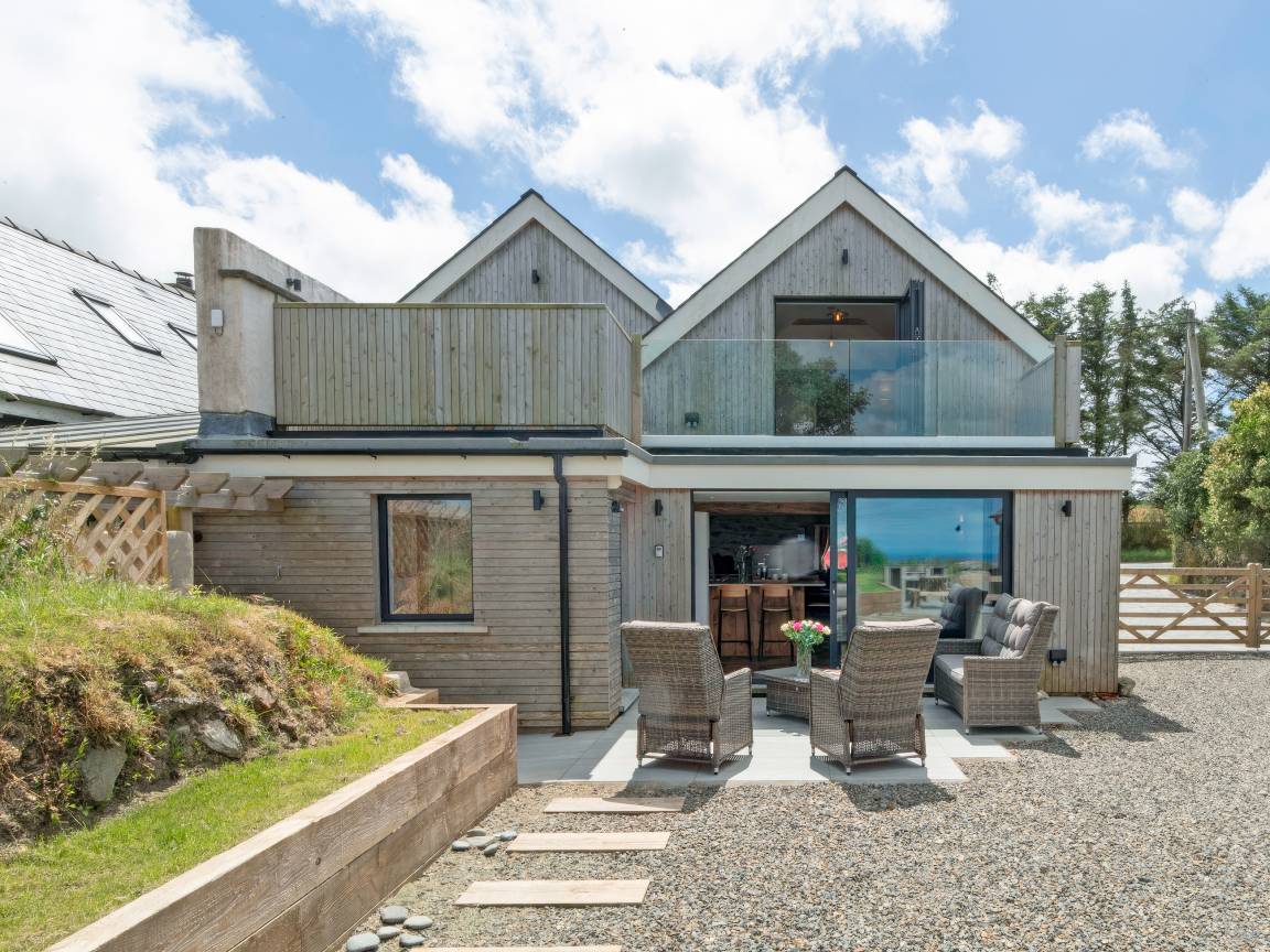 Cottage ∙ 3 Bedrooms ∙ 6 Guests - Solva