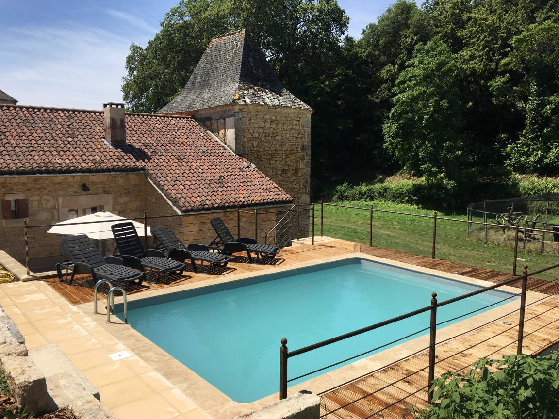 100 M² Gîte ∙ 2 Chambres ∙ 4 Personnes - Montignac