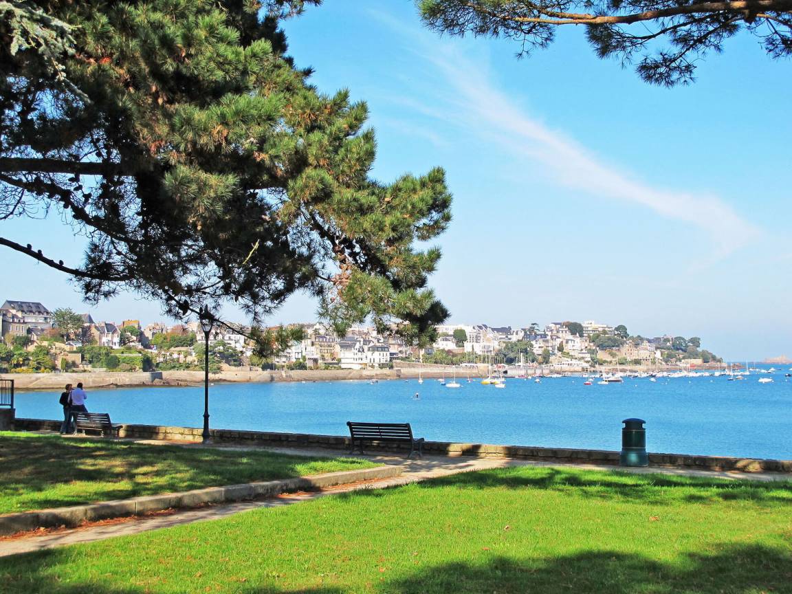63 M² Apartament ∙ 2 Sypialnie ∙ 4 Gości - Dinard