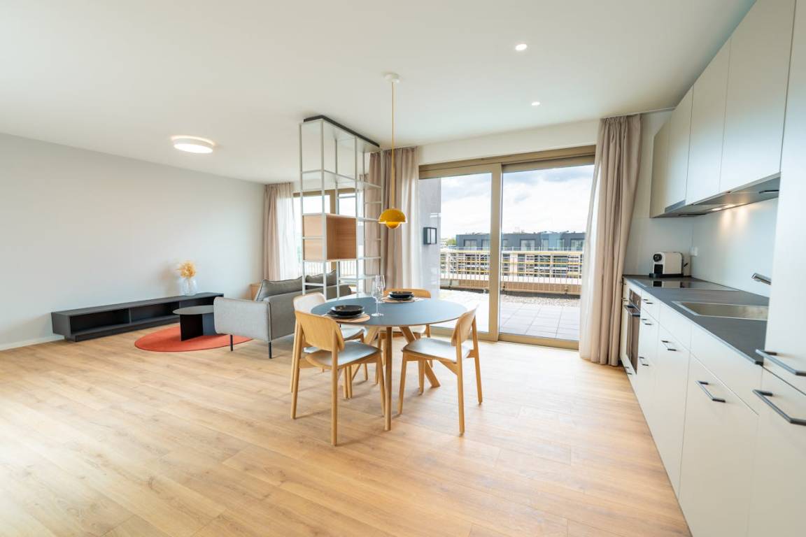 82 M² Apartment ∙ 3 Bedrooms ∙ 2 Guests - Esslingen