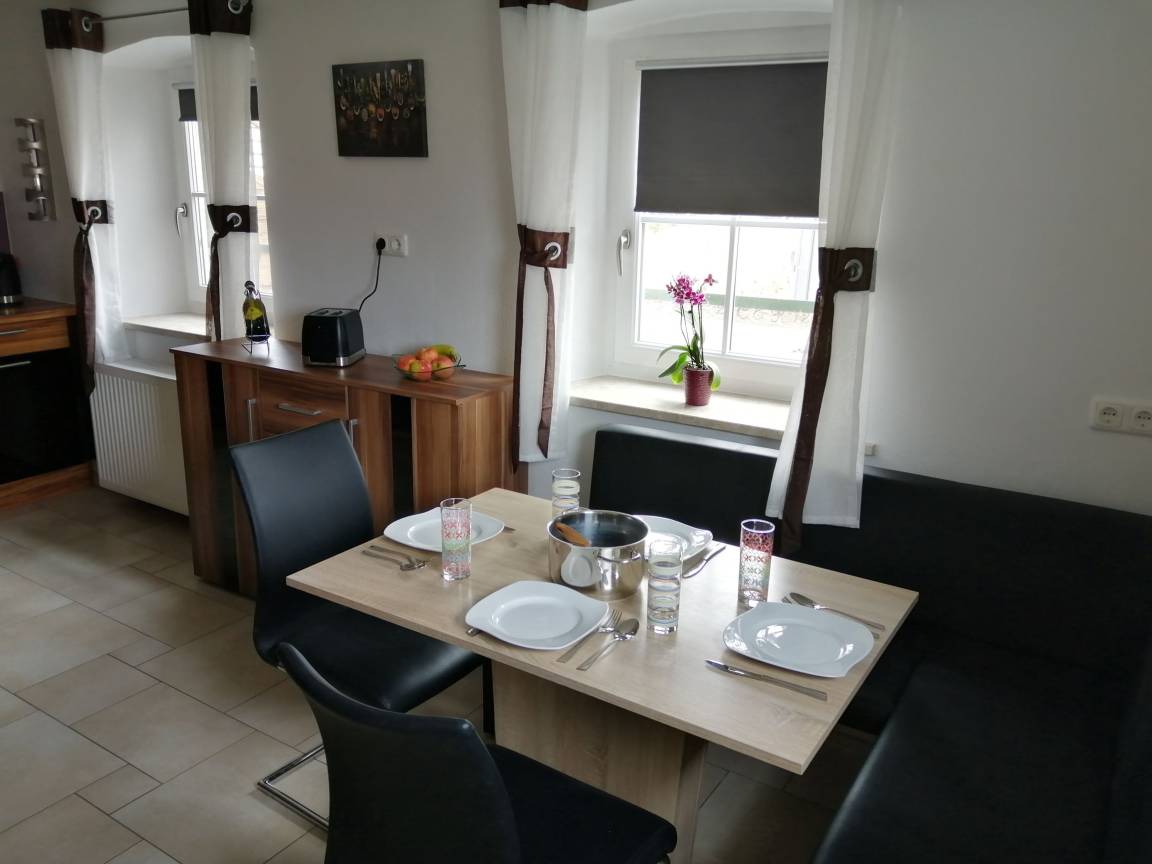 86 M² Ferienhaus ∙ 2 Schlafzimmer ∙ 4 Gäste - Laufen