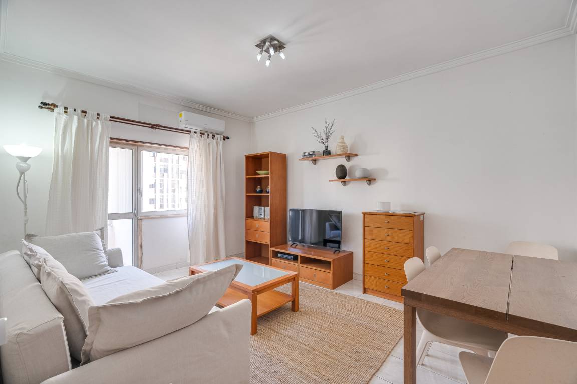 48 M² Apartamento ∙ 1 Habitación ∙ 4 Huéspedes - Almada