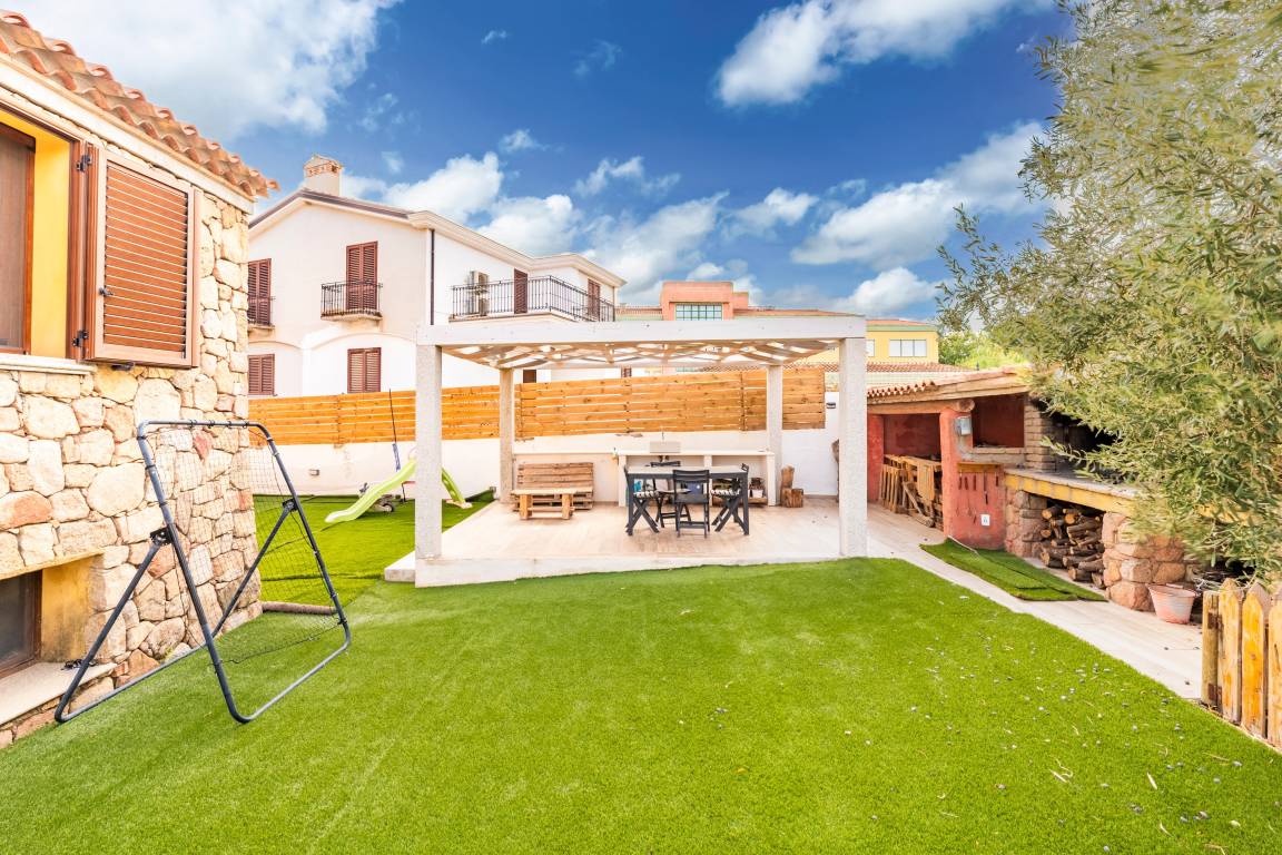 100 M² Appartement ∙ 3 Slaapkamers ∙ 6 Gasten - Bari Sardo