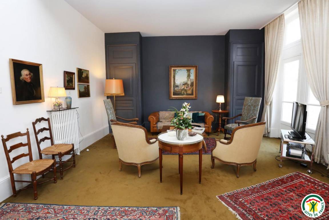 122 M² Gîte ∙ 3 Chambres ∙ 6 Personnes - Valence