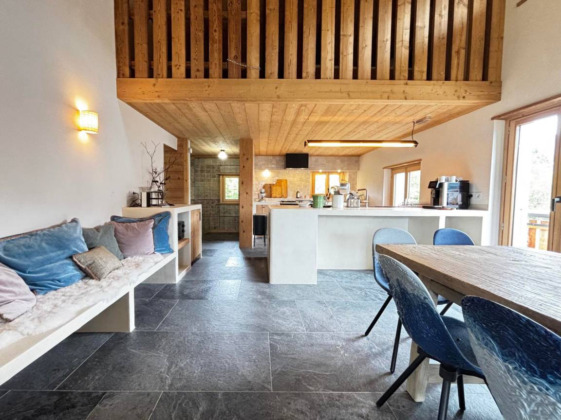 220 M² Chalet ∙ 5 Chambres ∙ 10 Personnes - Flumet