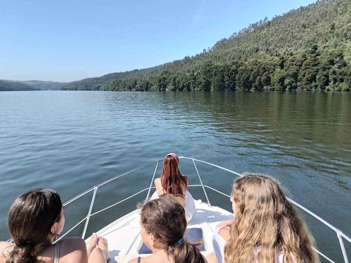 Houseboat ∙ 2 Bedrooms ∙ 5 Guests - Quiaios