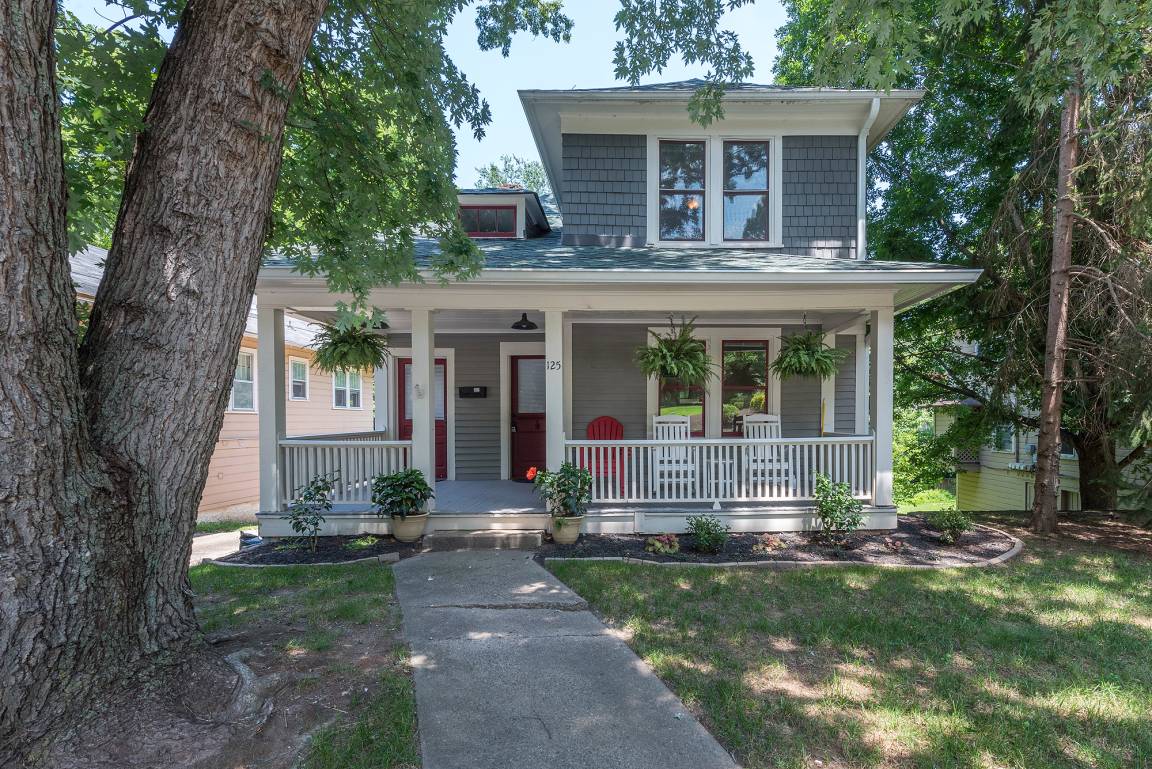 74 M² Apartment ∙ 2 Bedrooms ∙ 4 Guests - Asheville, NC