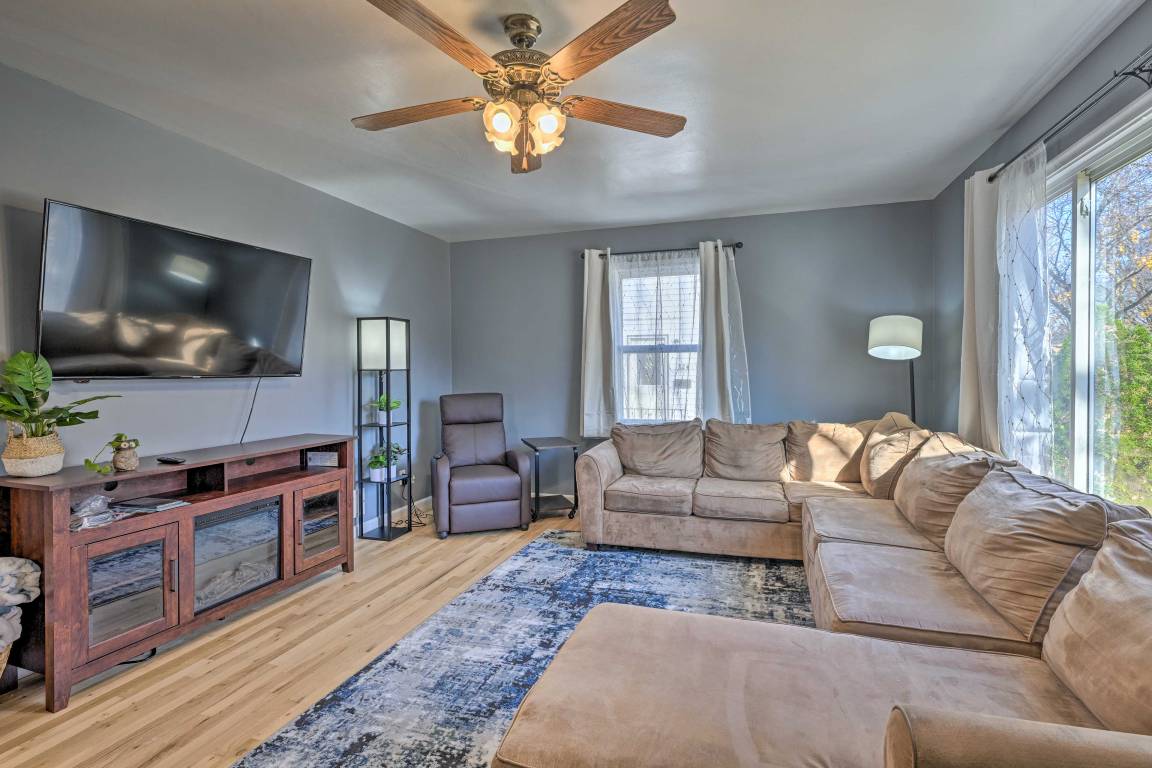 111 M² House ∙ 3 Bedrooms ∙ 9 Guests - Wausau, WI