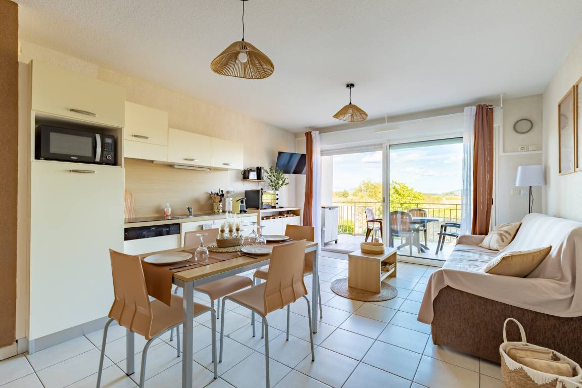 36 M² Huoneisto ∙ 1 Makuuhuone ∙ 4 Vierasta - Lézignan-Corbières