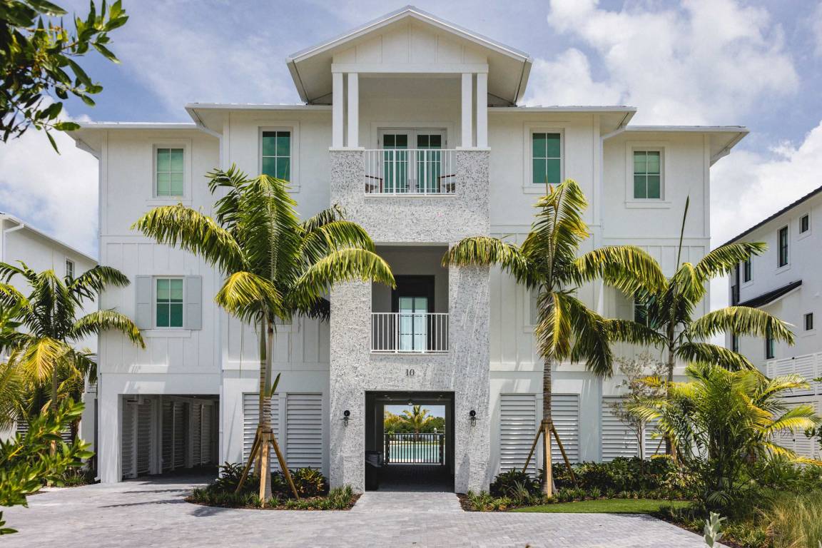 House ∙ 8 Bedrooms ∙ 16 Guests - Key West, FL
