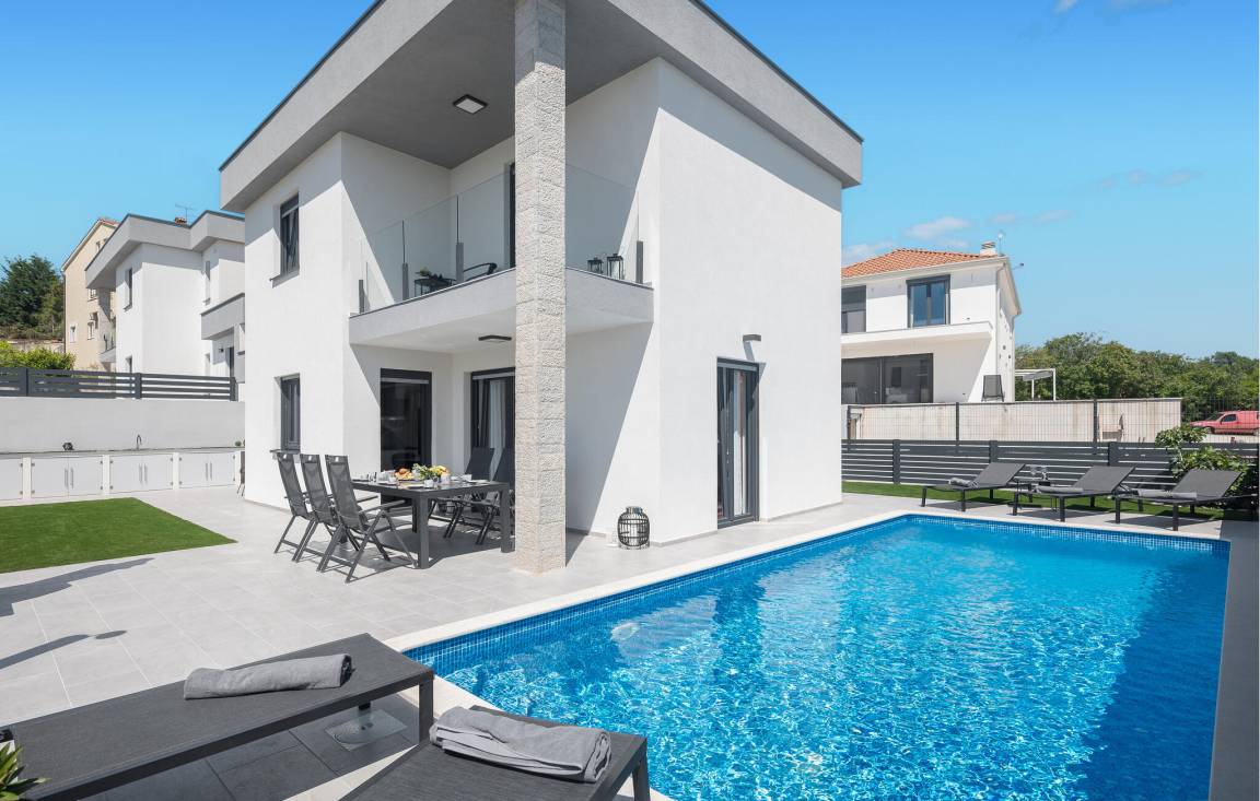 125 M² House ∙ 3 Bedrooms ∙ 6 Guests - Vrsar