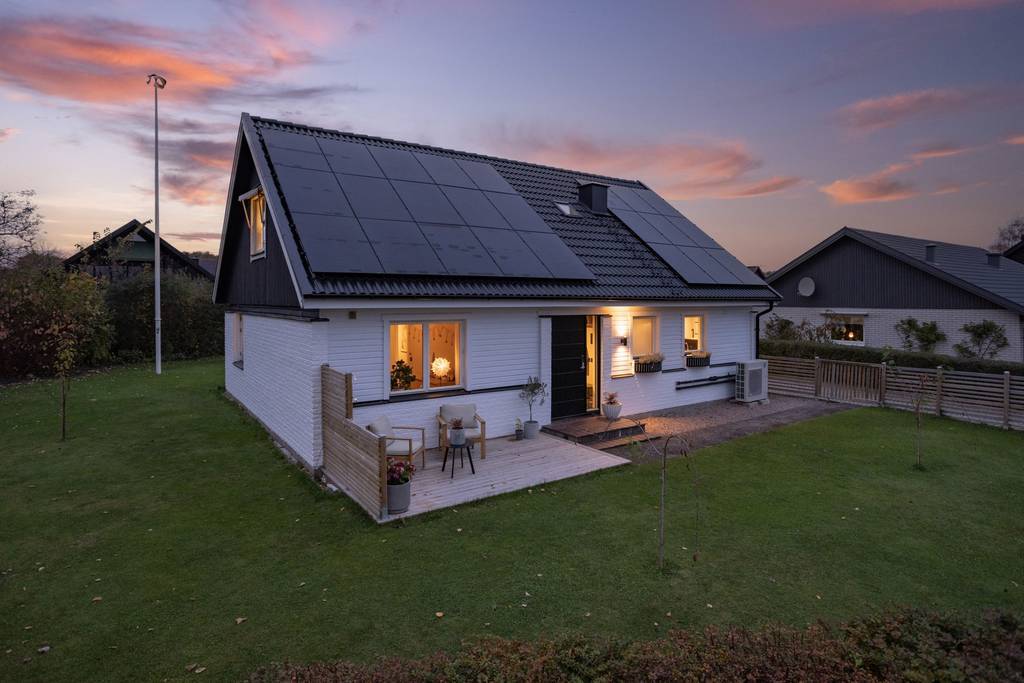 147 M² Villa ∙ 3 Bedrooms ∙ 8 Guests - Halmstad