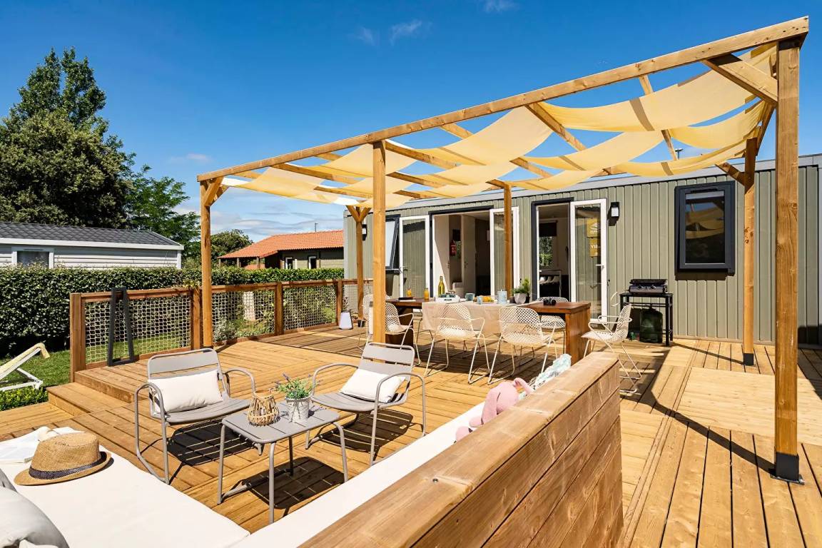 62 M² Mobil-home ∙ 5 Chambres ∙ 10 Personnes - Sarlat-la-Canéda