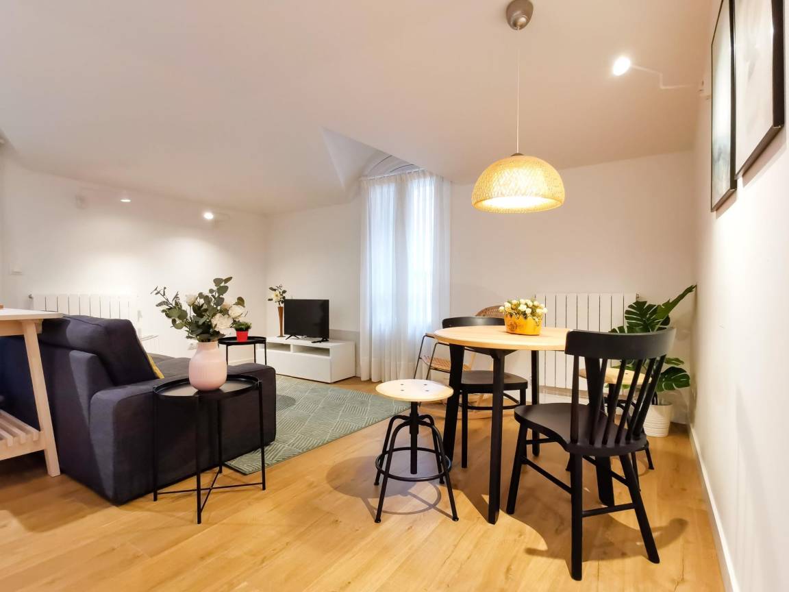 60 M² Apartamento ∙ 2 Habitaciones ∙ 3 Huéspedes - Guetaria