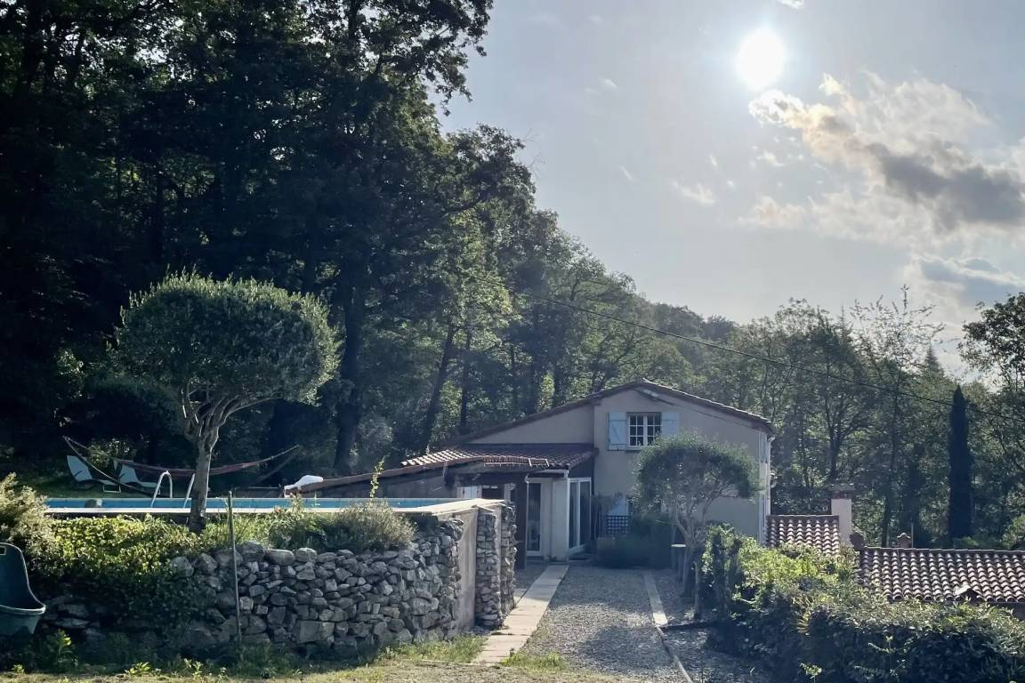 70 M² House ∙ 1 Bedroom ∙ 2 Guests - Arles