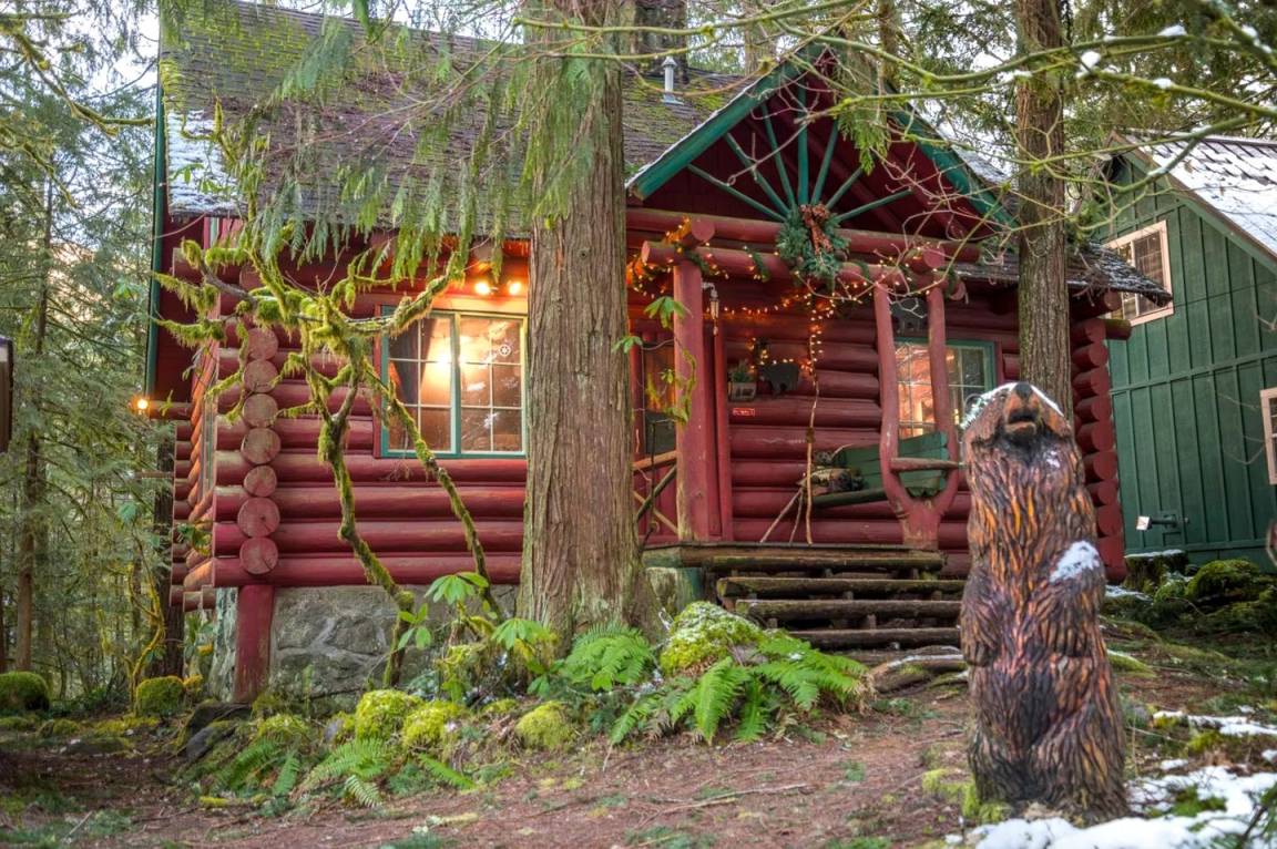 House ∙ 3 Bedrooms ∙ 8 Guests - Rhododendron, OR