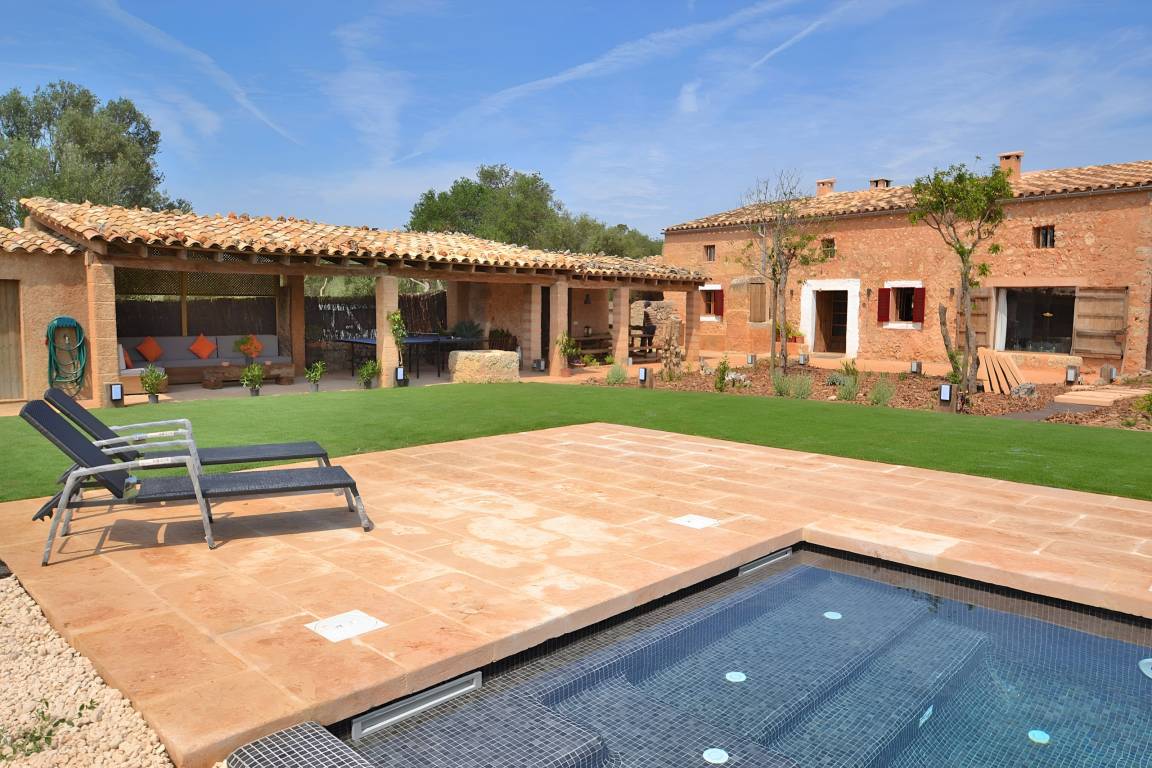 110 M² Casa Rural ∙ 3 Habitaciones ∙ 6 Huéspedes - Mallorca