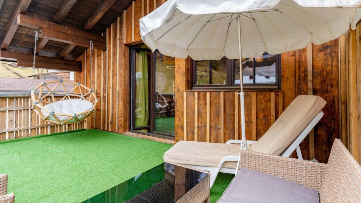 160 M² Ferienwohnung ∙ 3 Schlafzimmer ∙ 8 Gäste - Bichlbach