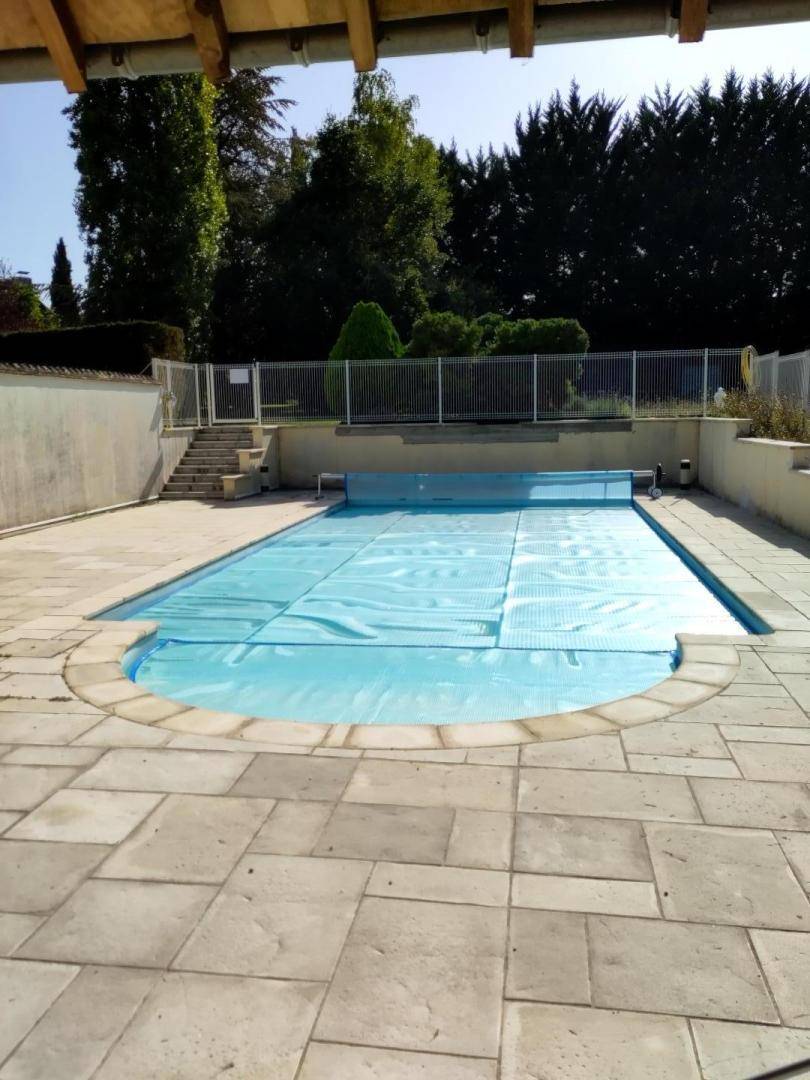 75 M² Mökki ∙ 2 Makuuhuonetta ∙ 4 Vierasta - Montereau-Fault-Yonne