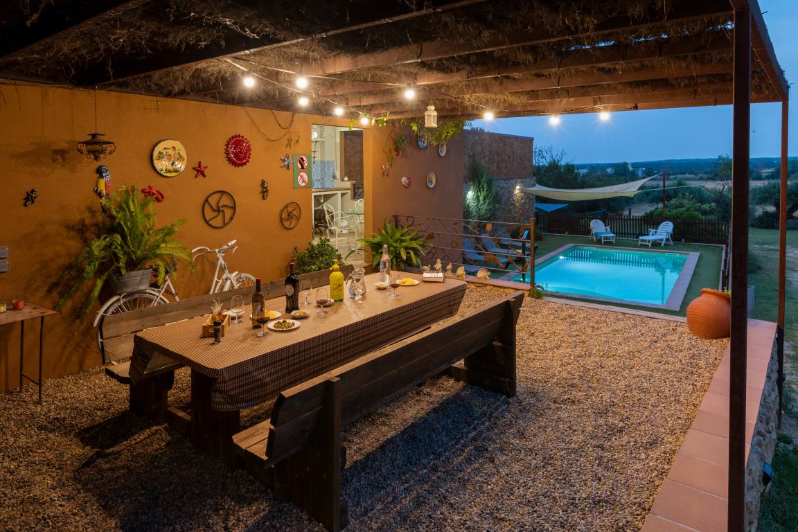 260 M² Casa Rural ∙ 4 Habitaciones ∙ 9 Huéspedes - Torroella de Montgrí