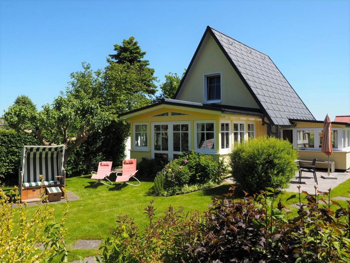83 M² Talo ∙ 2 Makuuhuonetta ∙ 4 Vierasta - Ahrenshoop