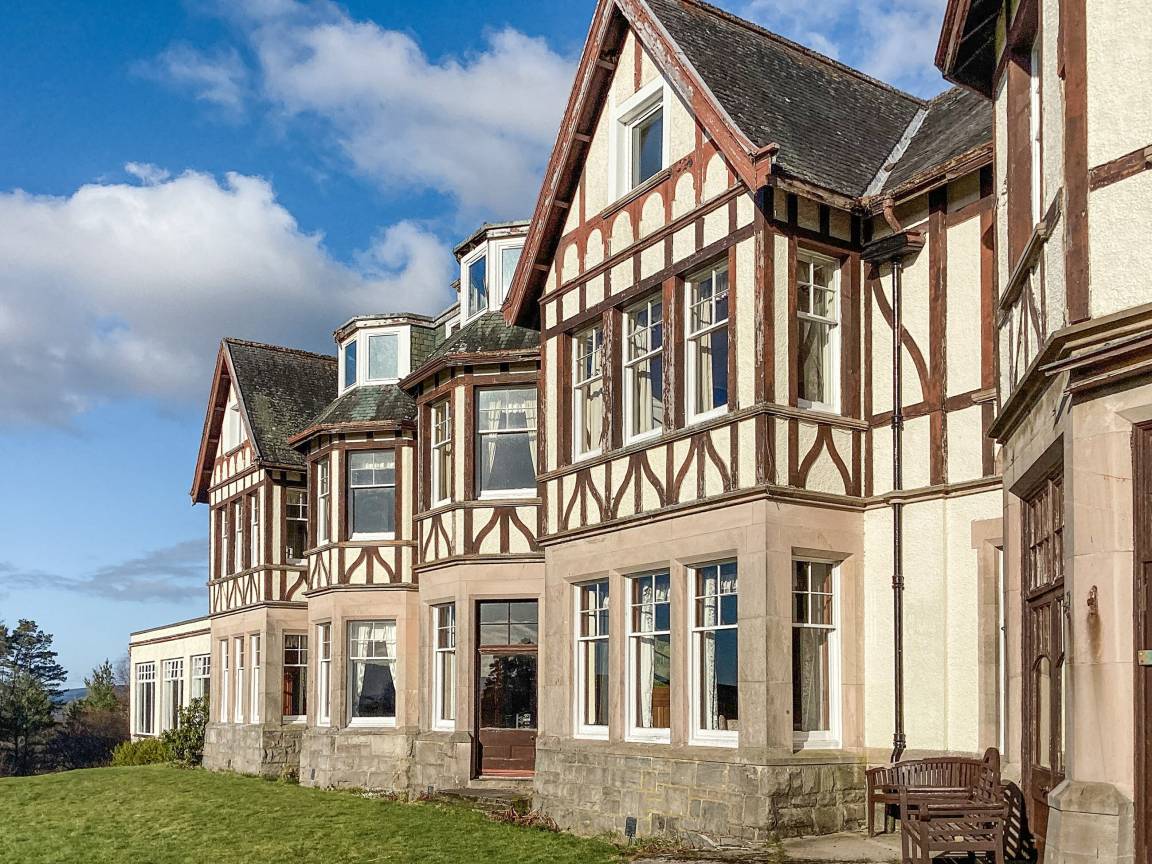 Apartment ∙ 3 Bedrooms ∙ 5 Guests - Lairg