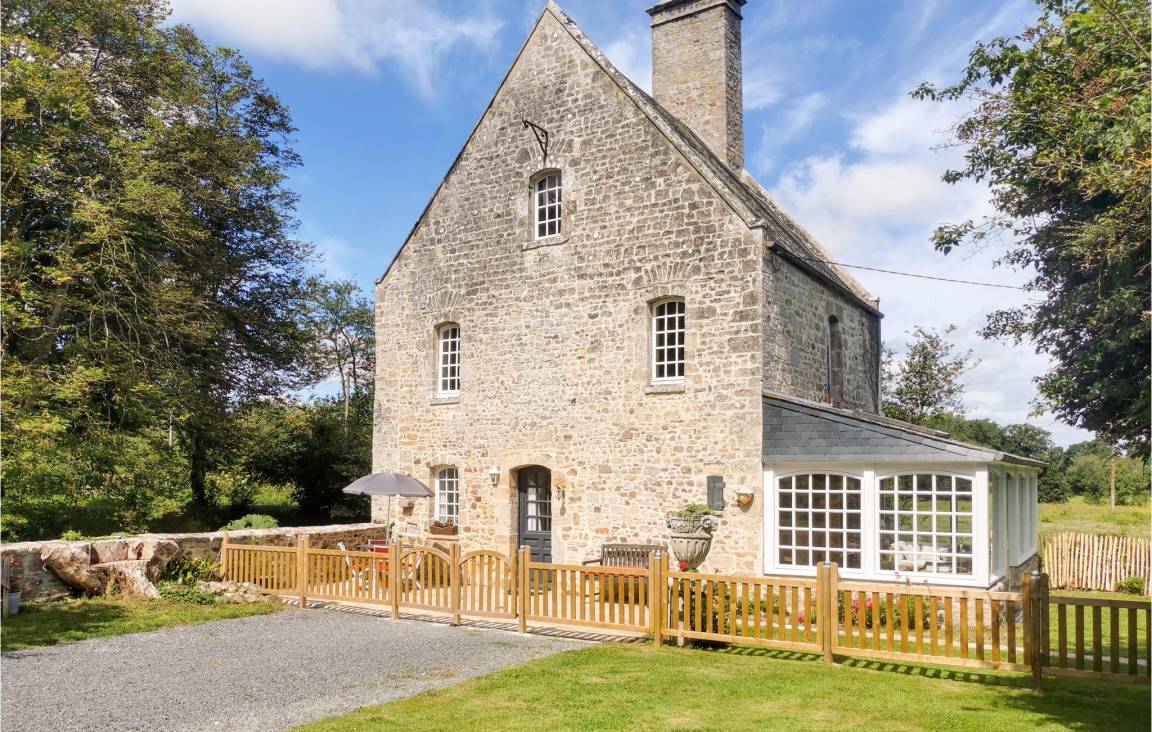 88 M² Maison De Vacances ∙ 2 Chambres ∙ 4 Personnes - Carentan