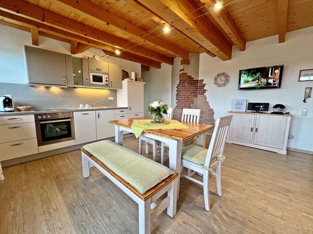 65 M² Ferienwohnung ∙ 2 Schlafzimmer ∙ 3 Gäste - Reute